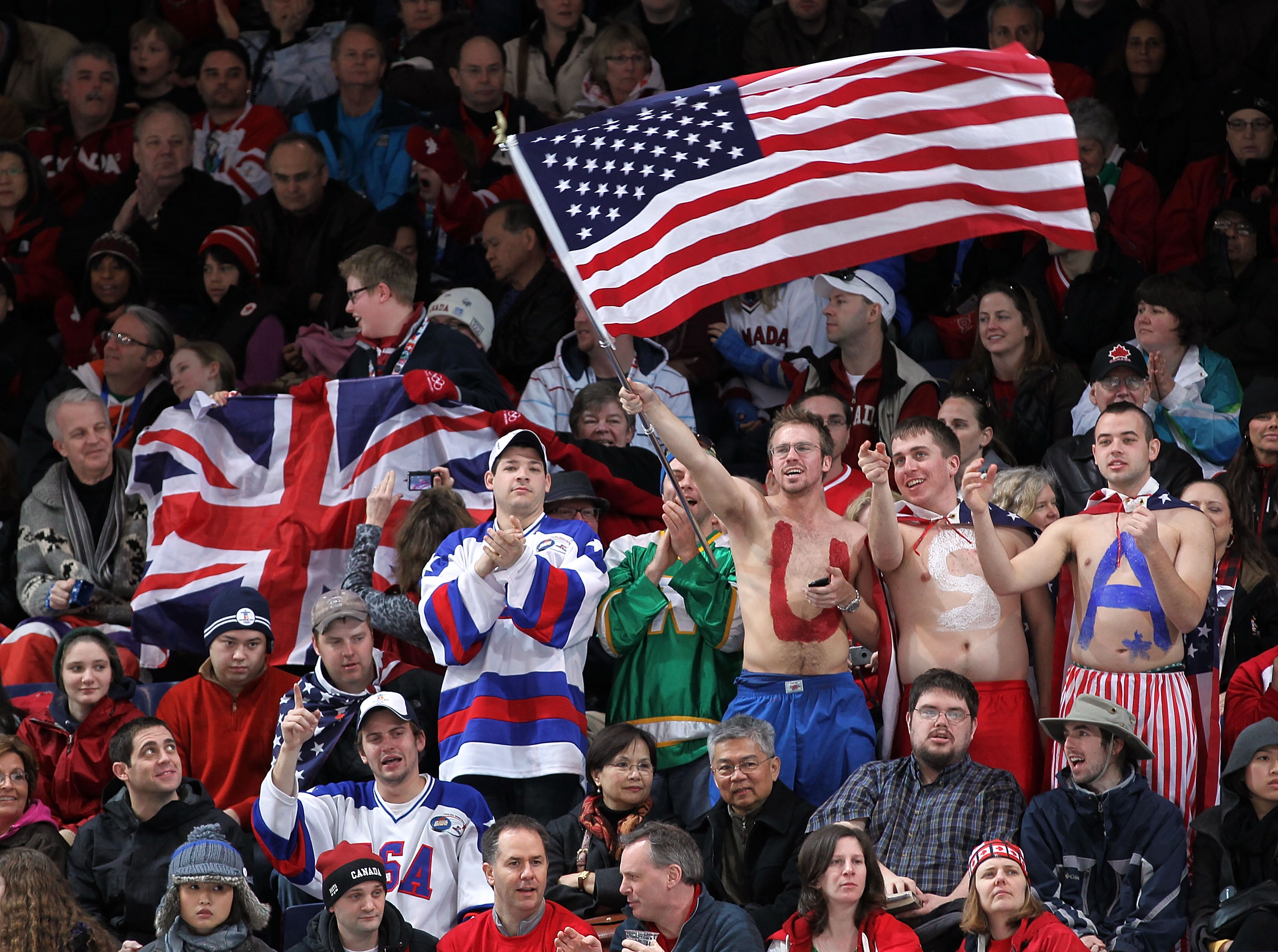 Rowdy crowd halts Canada v Britain curling showdown | Australian ...