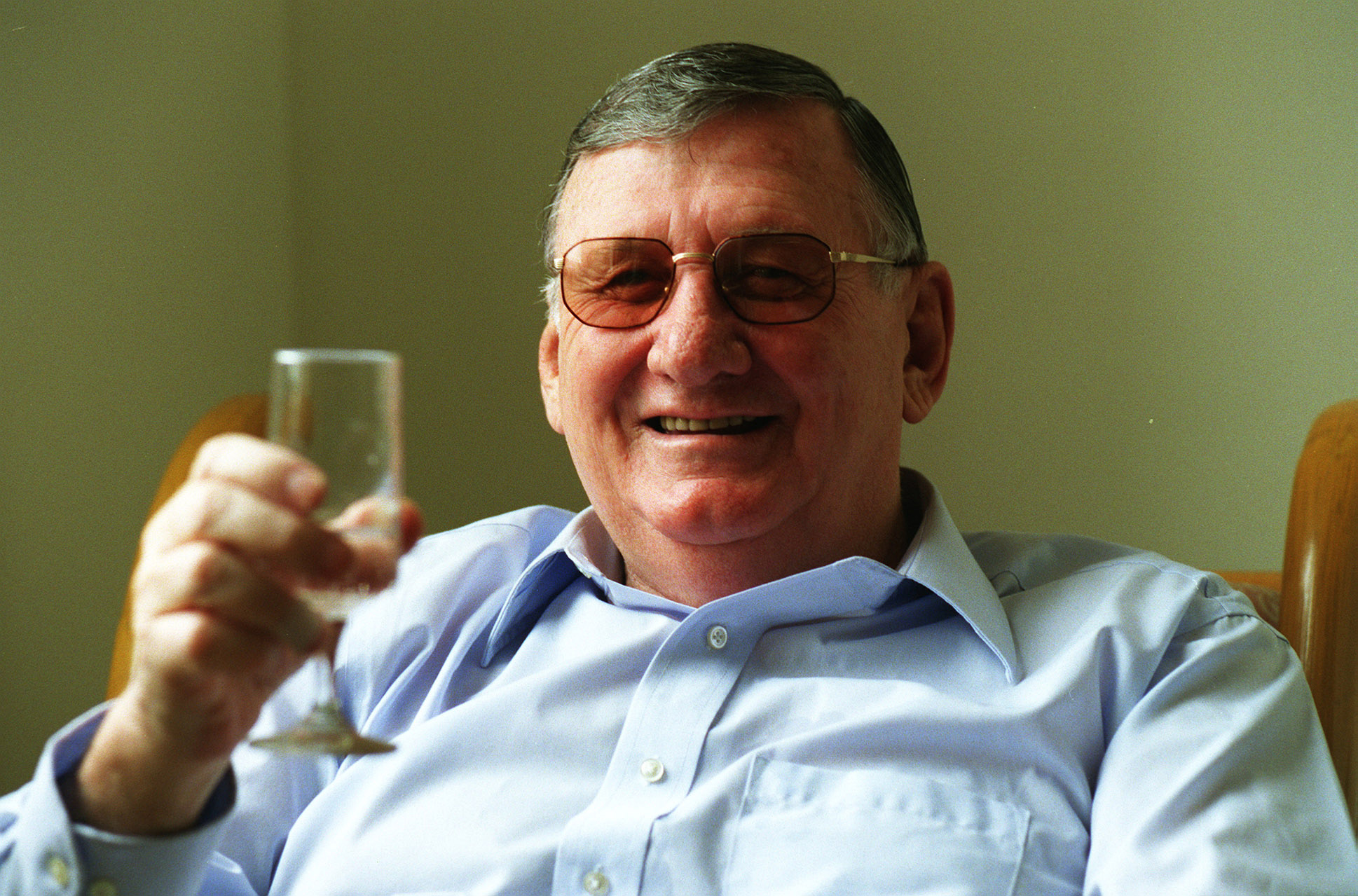 Gordon Bray remembers Norman May | Australian Olympic Committee