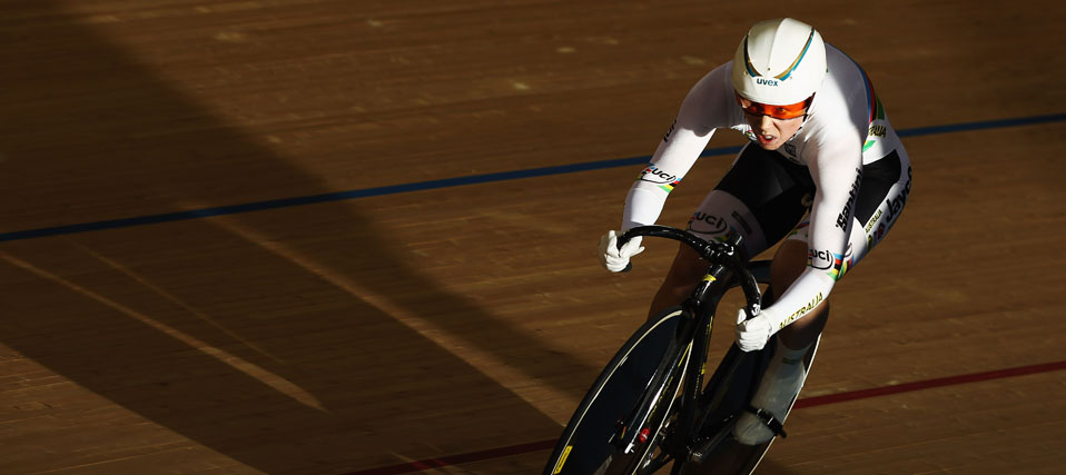 Rainbow jerseys and records light up Dunc Gray on opening night ...