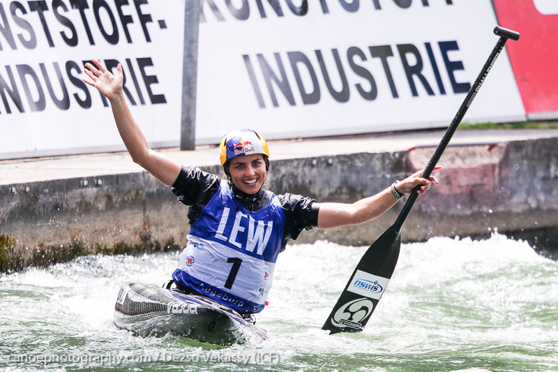 Triple-double threat Fox on fire after sixth gold medal | Australian ...