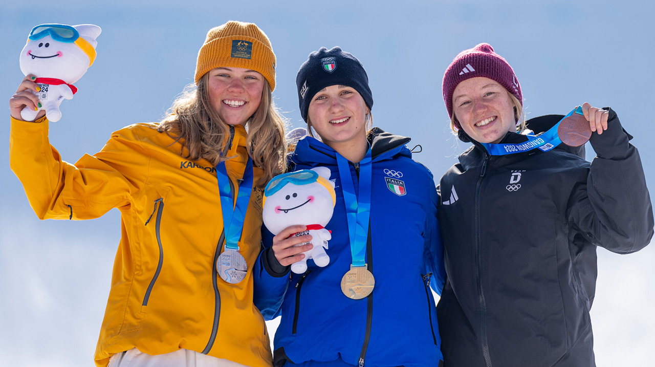 Daisy Thomas wins Australia's first big air Youth Olympic medal ...