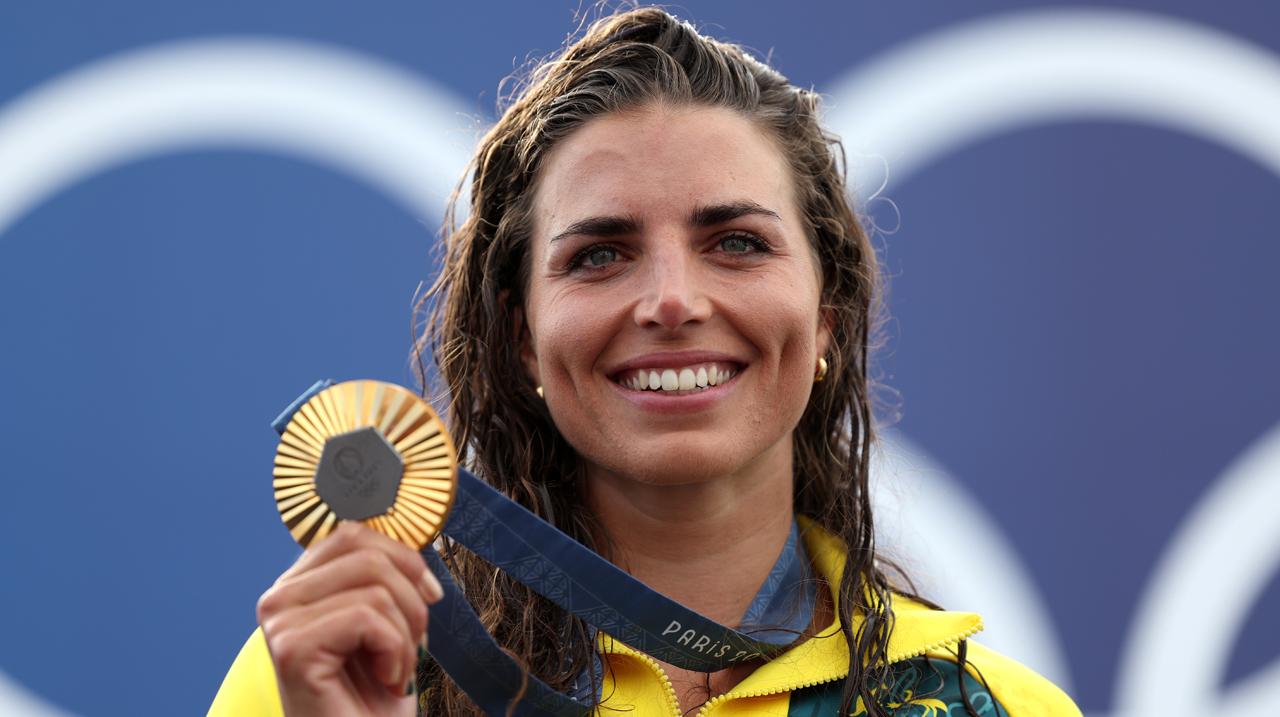 French Fox fate as her elusive gold rewrites the records again ...